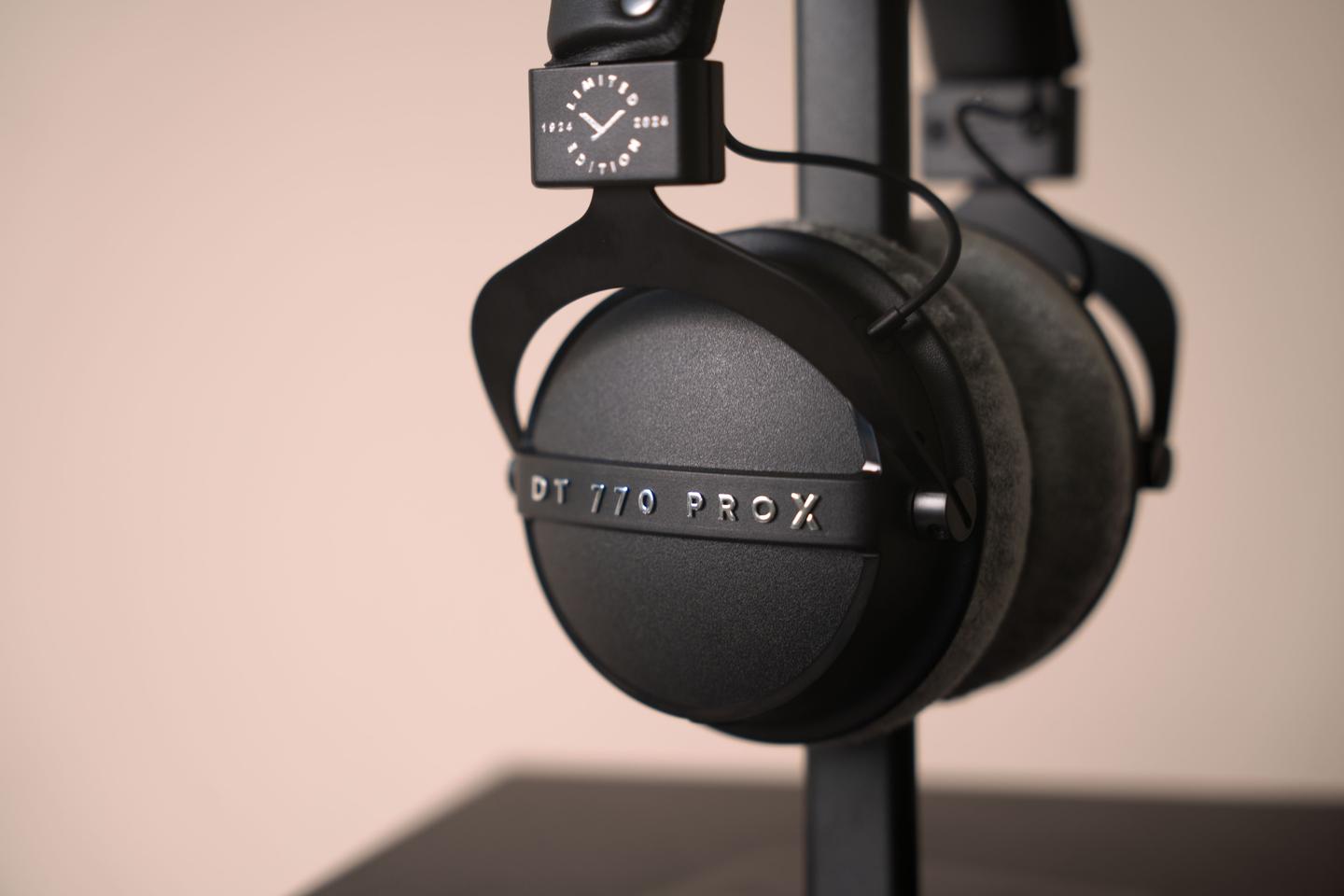 Beyerdynamic DT770 Pro 80 欧 与 DT770 Pro X 限量版 - 知乎