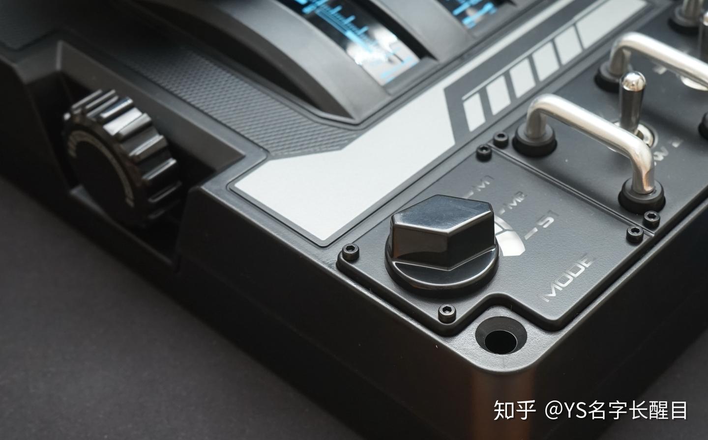 对于飞行它是认真的：罗技 X56 HOTAS仿真飞行摇杆 - 知乎
