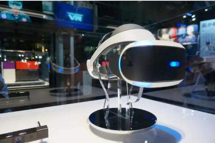 传苹果VR头显采用两块硅基OLED显示屏，行业或将快速扩张 - 知乎