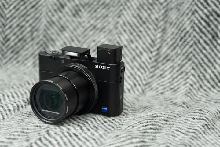索尼RX100 M5简单开箱 + 曼谷街头样片 - 知乎