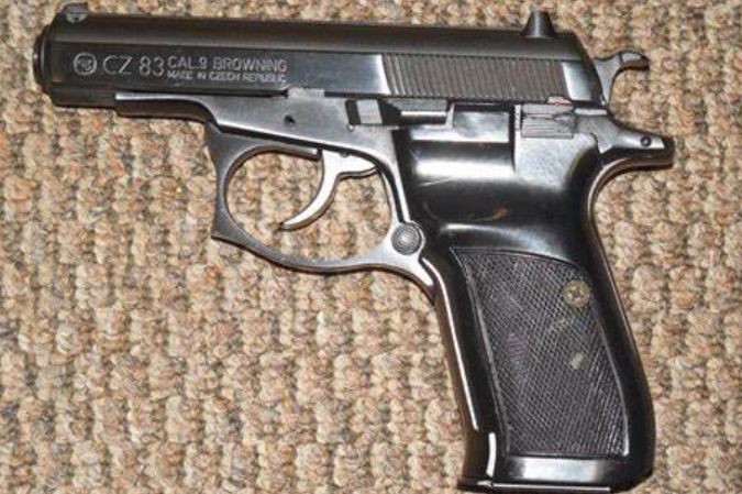 集百家之所长，捷克造CZ83手枪风靡多国，还能完美适配2种子弹 - 知乎