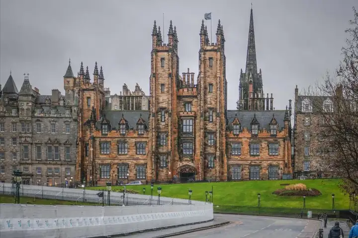 25fall|爱丁堡大学Priority list院校清单更新！ - 知乎