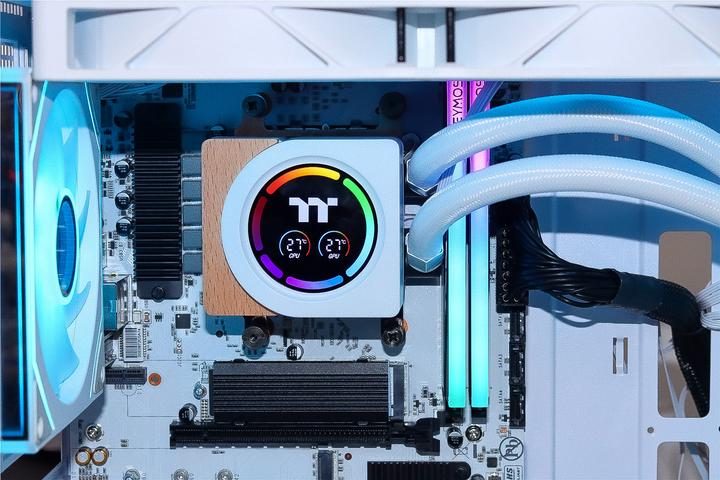 行情涨了也别慌！科摩思DDR5赤霄白帝6400 C28实测：不折腾稳上高频，这波投资不亏 - 知乎