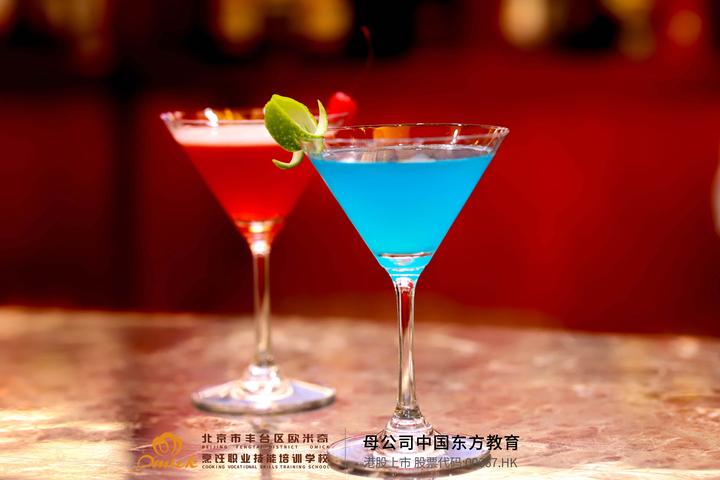 如何成为一名优秀的调酒师？你需要做好这4个准备~ - 知乎