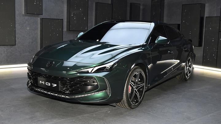 定位性能车却主打省油，用上9AT的名爵MG7，比影豹值得买？ - 知乎