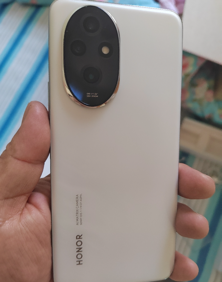 荣耀200pro（荣耀200Pro）怎么样？体验2天优缺点测评 - 知乎