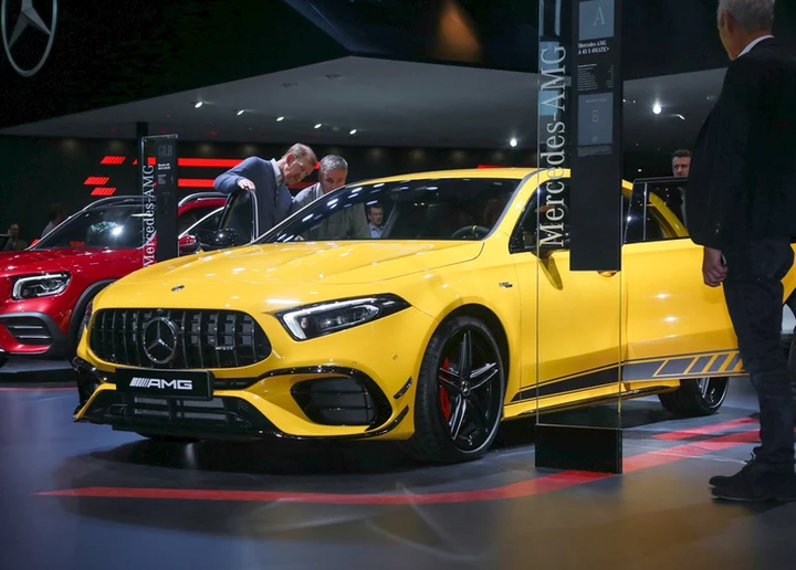 306匹热血小钢炮 奔驰AMG A35两厢只要39.98万元起 - 知乎