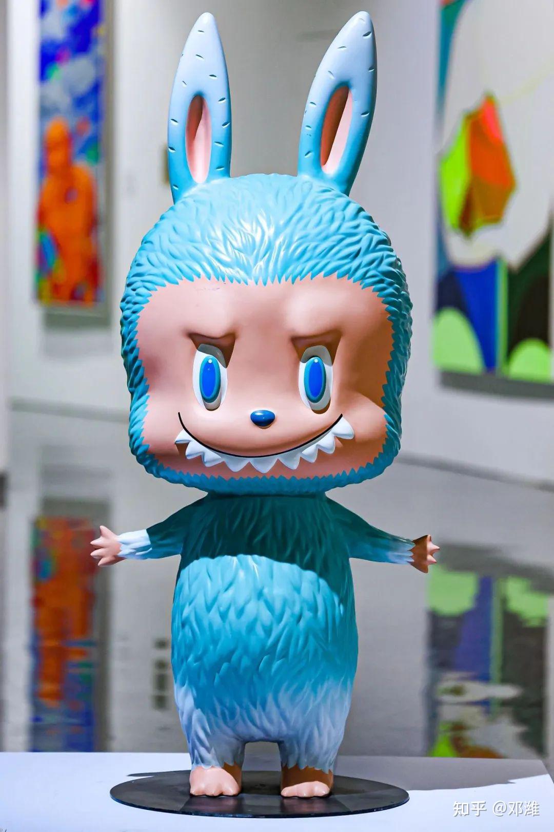 Labubu“背后的首富”：38岁王宁逆天改命，穿潮牌戴罗杰杜彼… - 知乎