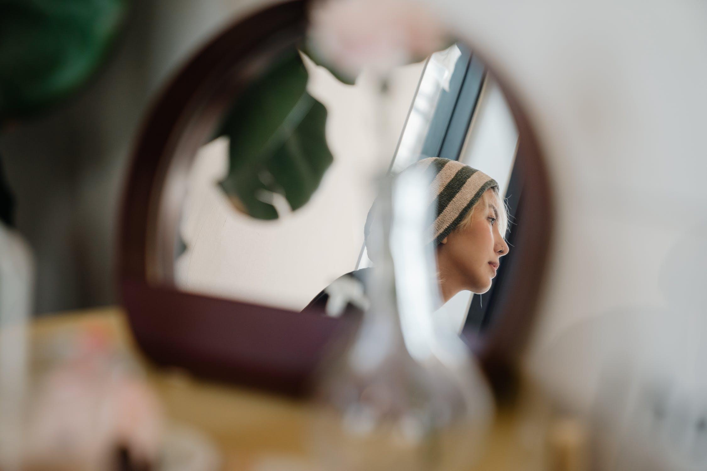 什么是关系中的镜像行为（mirroring behaviour）？ - 知乎