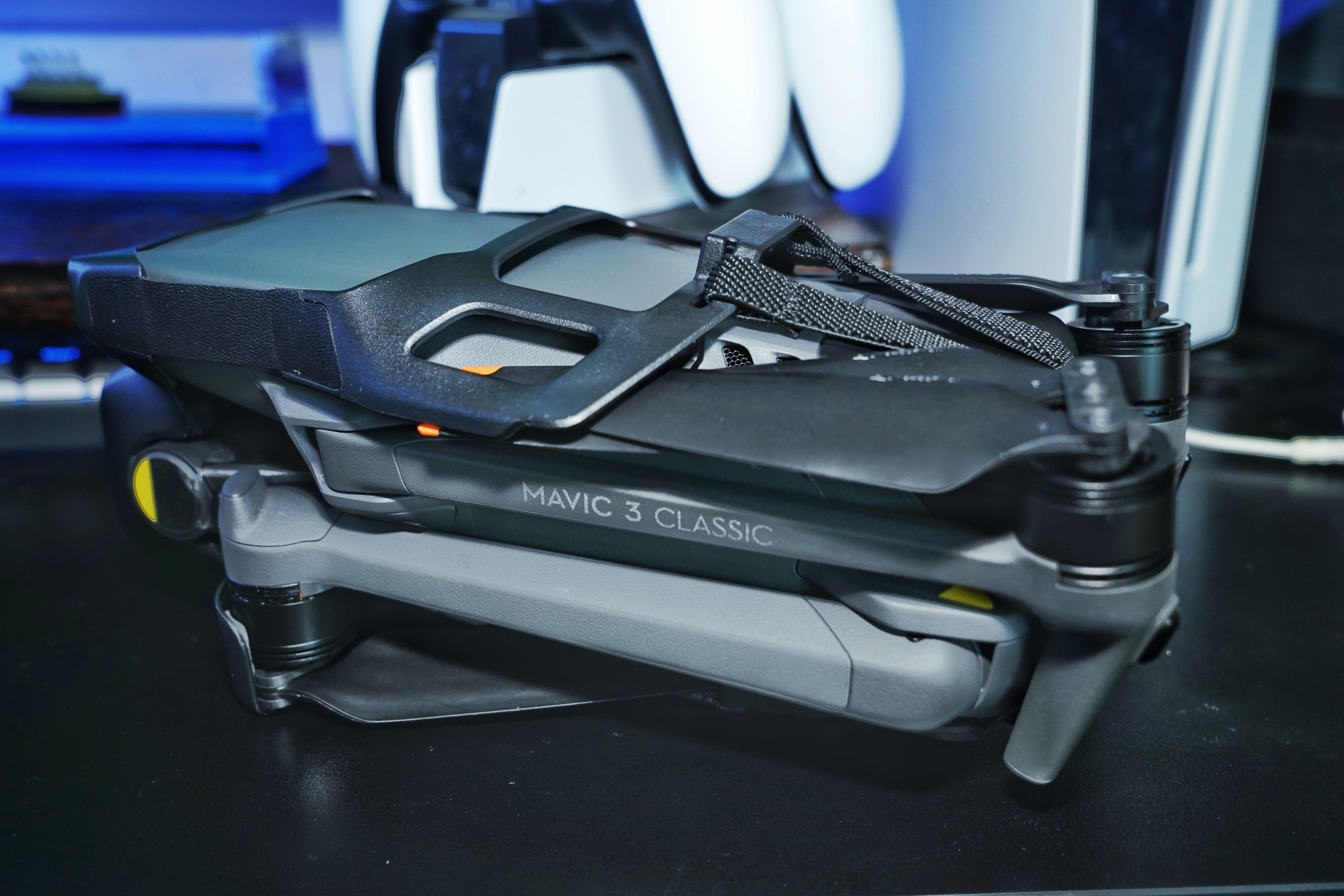 如何评价大疆最新发布的 DJI Mavic 3 Classic 无人机，是否值得购买？ - 知乎