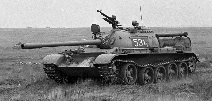 编号04：T-54各型号简介（第二部分）：1951年型、1951年指挥型、A型、A型指挥型 - 知乎