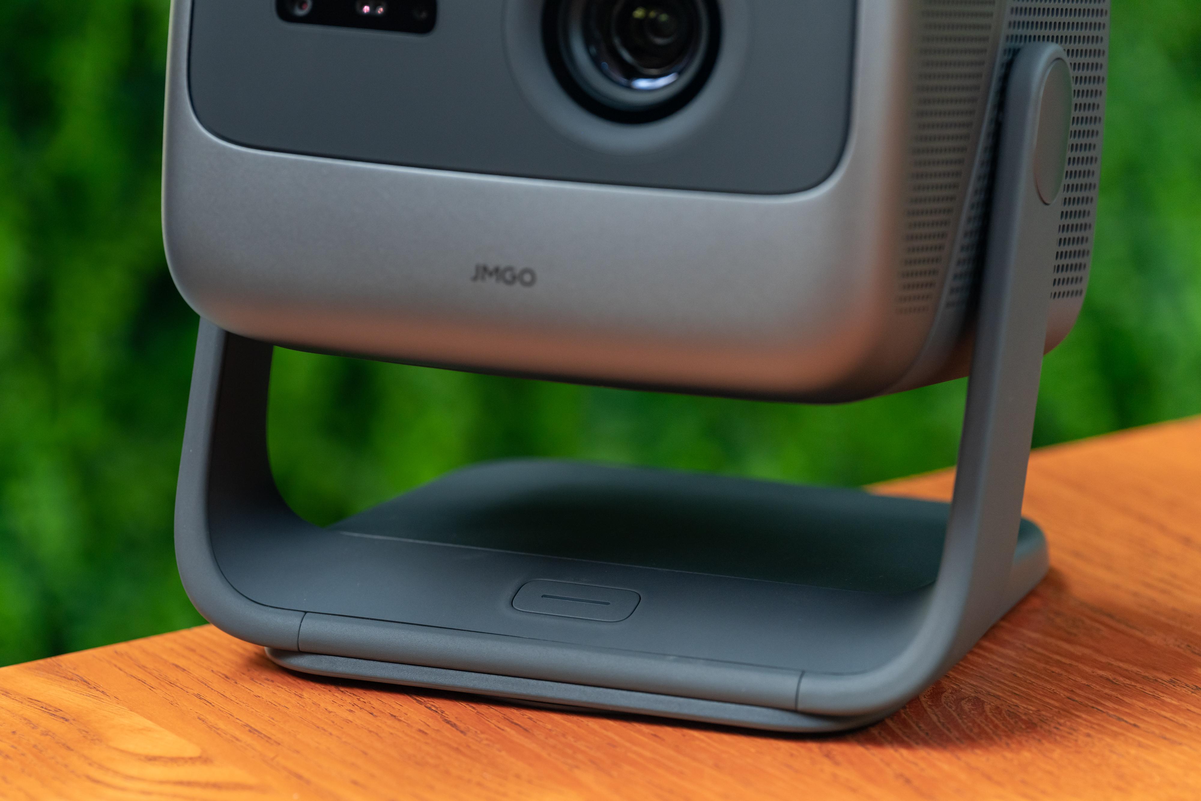 坚果 N1S Pro 4K 正式发布首款 4K 三色激光云台投影，该产品的性能如何？ - 知乎