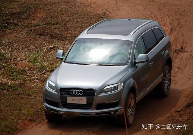 从经典老Q7到饱受争议的新Q7，有何不同之处？第1代真是巅峰吗？ - 知乎