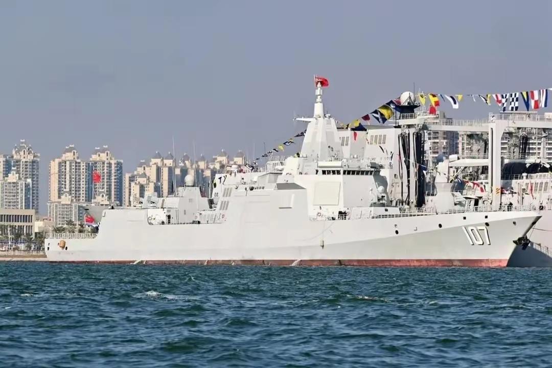 形势紧迫，海军追加31艘052D和054A订单 - 知乎