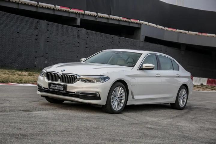 不支吾，这次我是真的推荐宝马530Le - 知乎