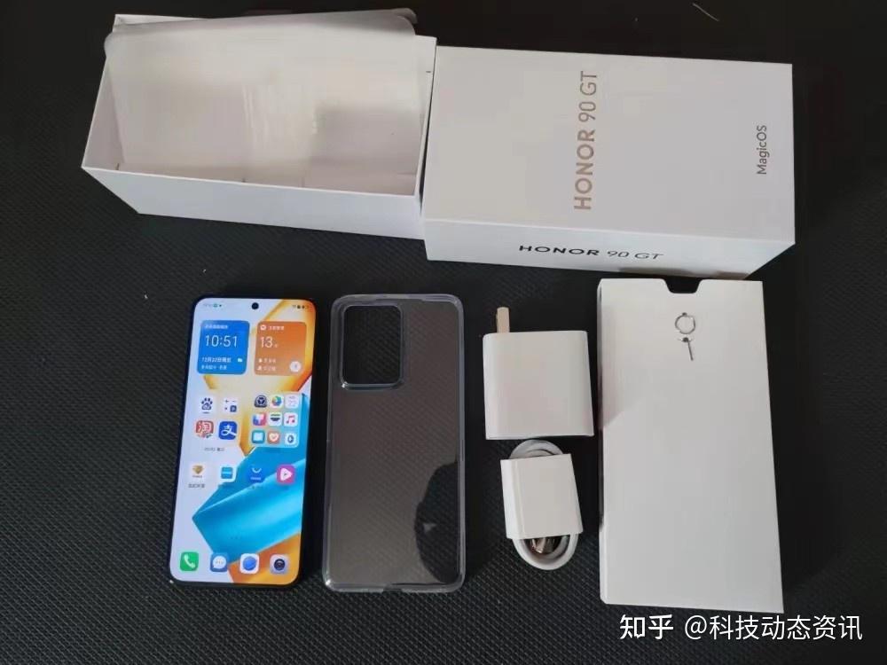 荣耀90GT上阵：骁龙8Gen2+5000mAh，仅2599元起 - 知乎
