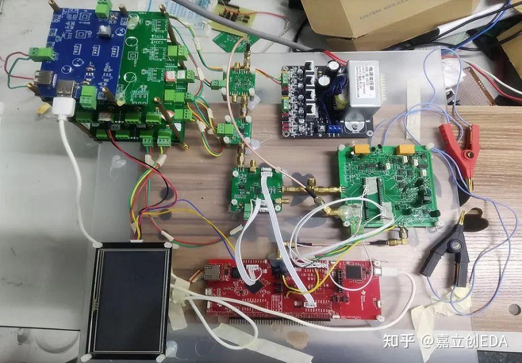 C题全国一等奖开源啦！分析一下这个电感电容测试装置 - 知乎