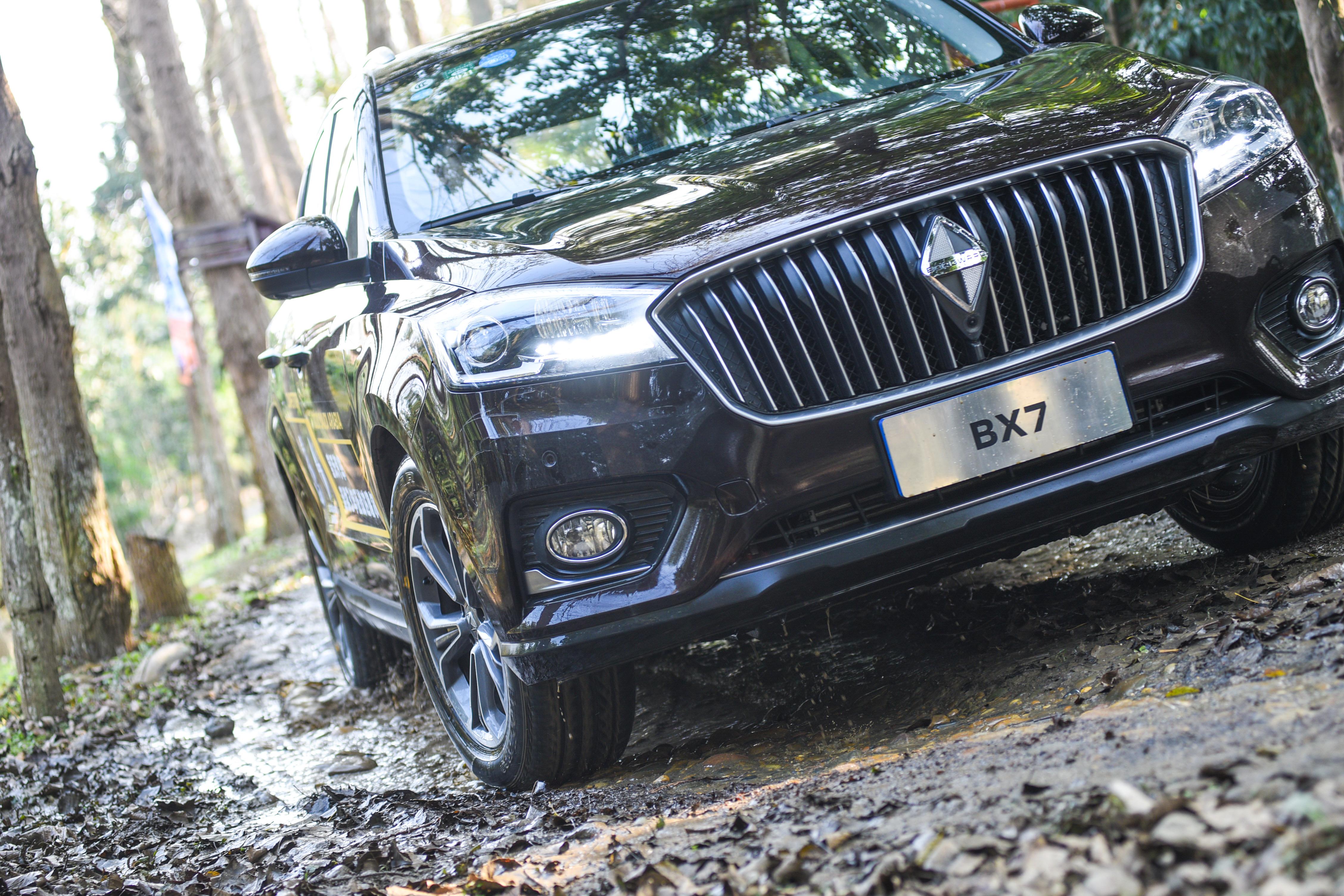 短试宝沃BX7：你看到了「魔性广告」，我看到了「回归决心」 - 知乎