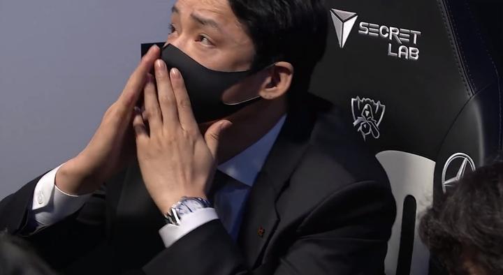 S13第一惨案诞生，JDG无情翻盘，KT教练哭惨了，人生不能倒霉七次 - 知乎