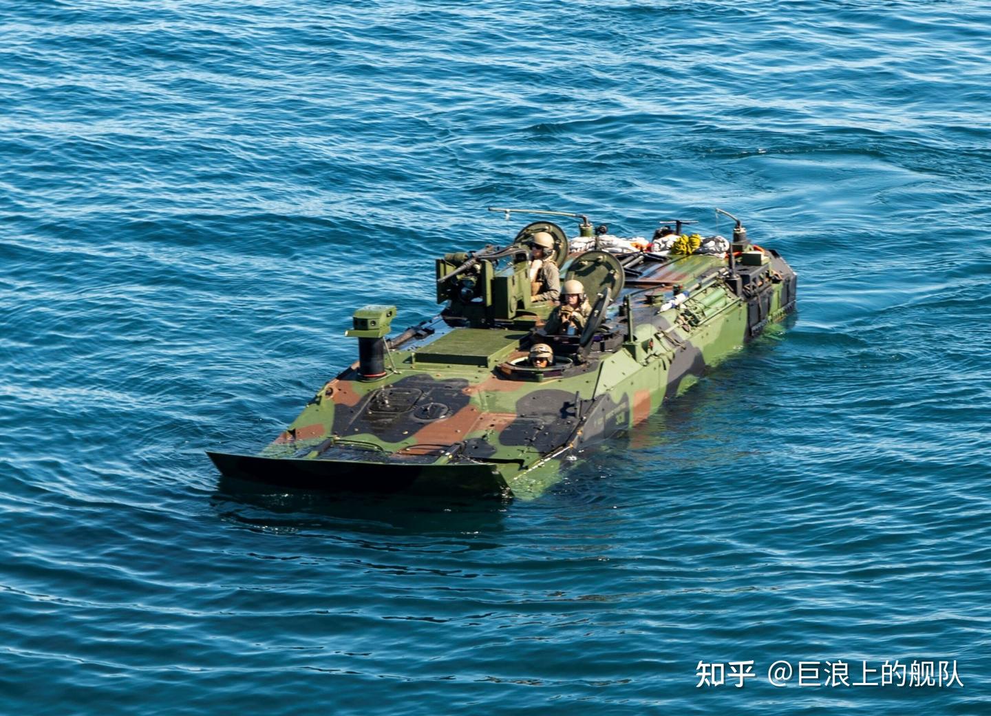 美国ACV-P两栖突击车 - 知乎