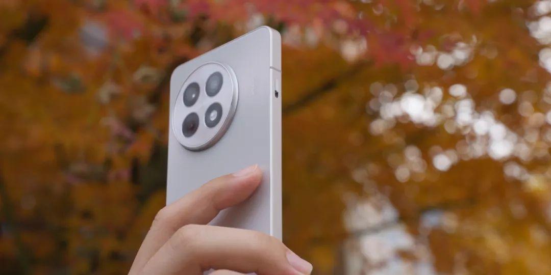 2299元的一加Ace5，能把原神干到120帧了？ - 知乎