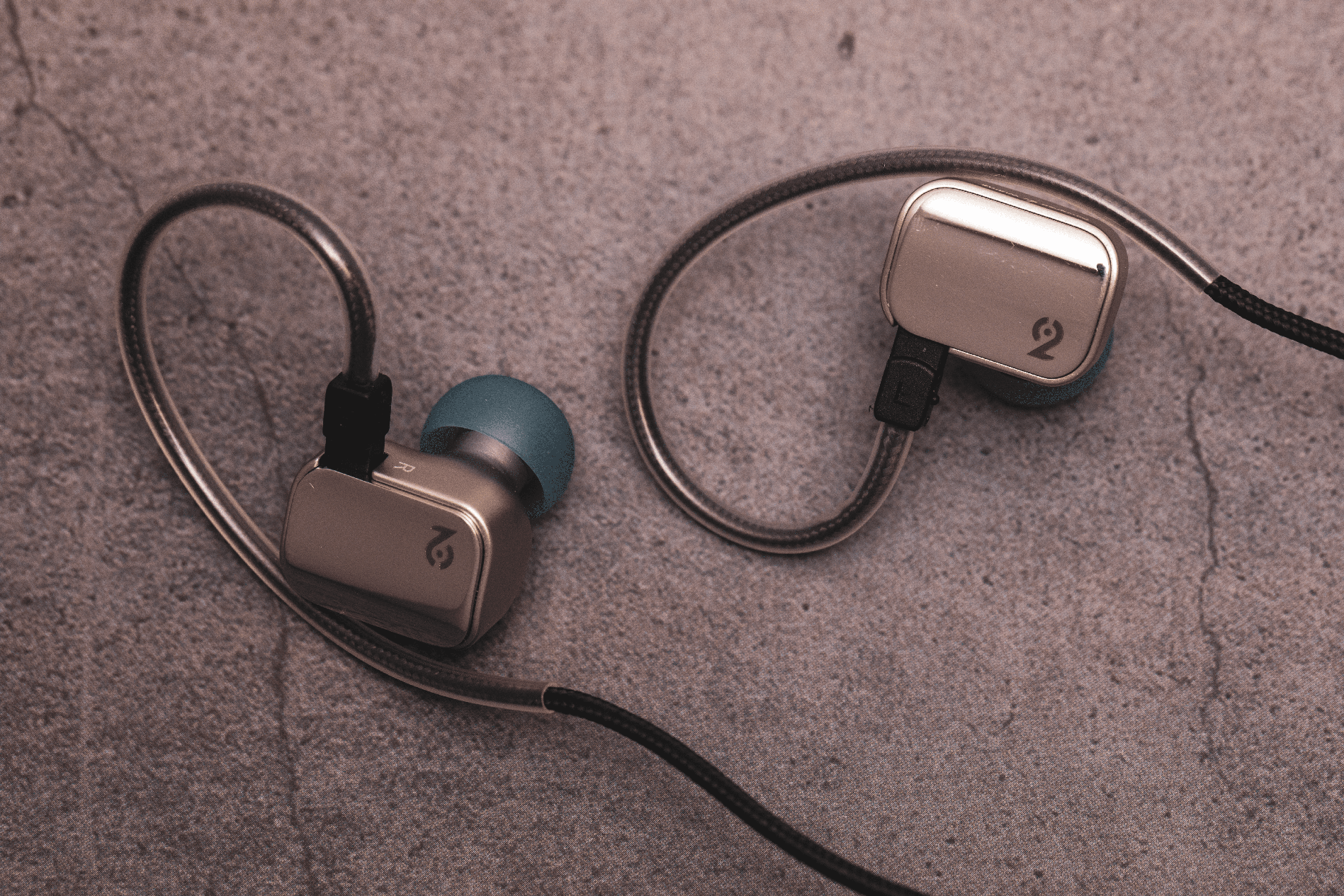 与你邂逅在清澈又平静的湖畔 ——小评Sonic Memory SM2单单元动圈式入耳式耳塞 - 知乎