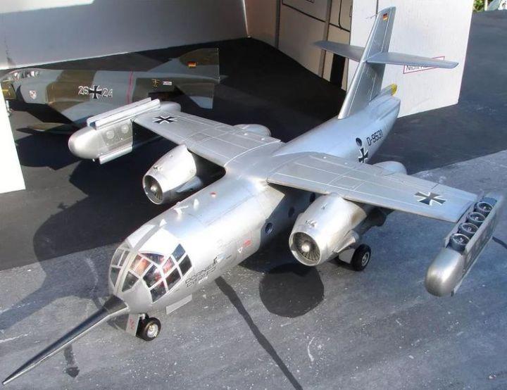 德国Do31型运输机，配置10台发动机，满足垂直起降作战需求！ - 知乎