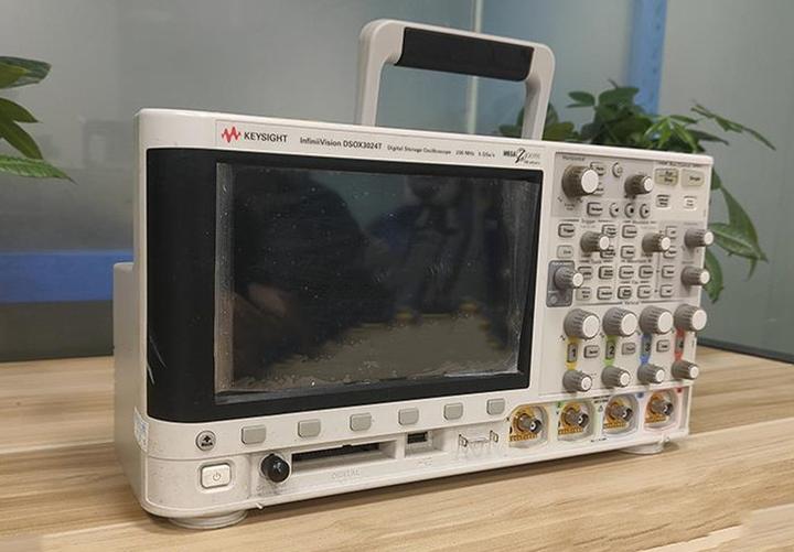 KEYSIGHT DSOX3024T示波器 - 知乎