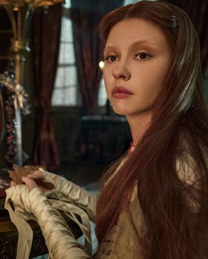 刷爆全网的196cm年度最性感“怪物”，却因为胸肌太大被退货？ - 知乎