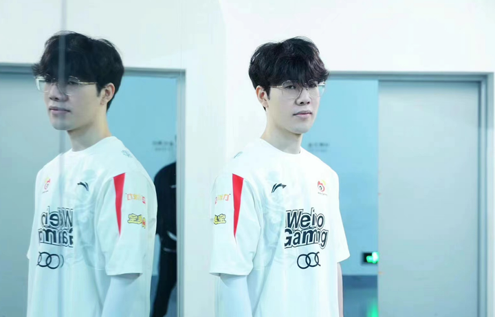 启航赛来袭，斗鱼直播间热度爆棚！Theshy拿S13第2冠，Rookie尽力 - 知乎