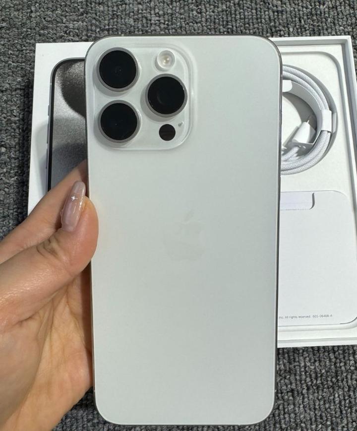 粉丝6000多买iPhone15Pro Max，称比其他旗舰机性价比更高！ - 知乎