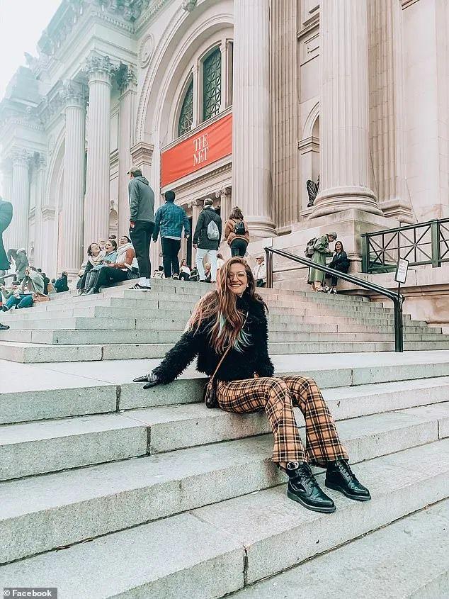 Gucci店员妹子上班第一天发视频炫耀员工福利，结果很快悲剧了… - 知乎