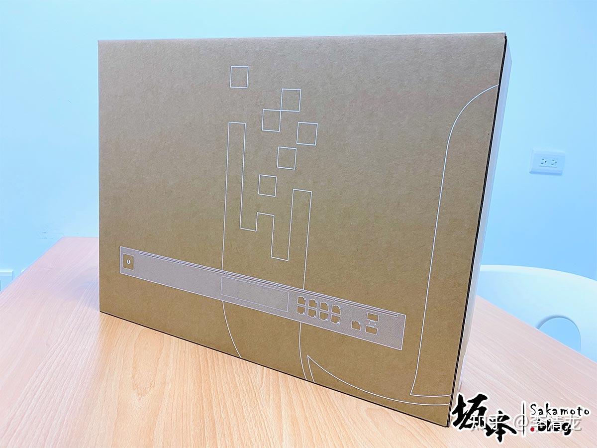 像极了梦幻！UniFi Dream Machine 系列UDM & UDM Pro 开箱评测 - 知乎