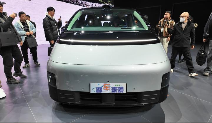 定位纯电大型MPV，充12分钟续航500公里，理想MEGA售价55.98万 - 知乎