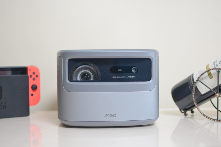 5000价位投影最佳选择，原色投影坚果 J10S不玩虚的 - 知乎