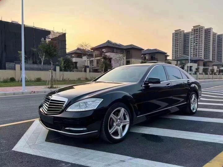 经典w221永不过时，15年了，当年被它震撼到的孩子，现7.8万圆梦 - 知乎