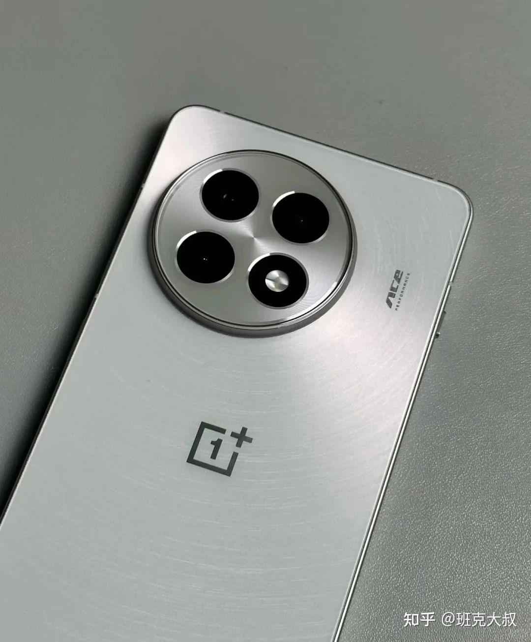 一加 Ace5 和红米 K80 选哪个？ - 知乎