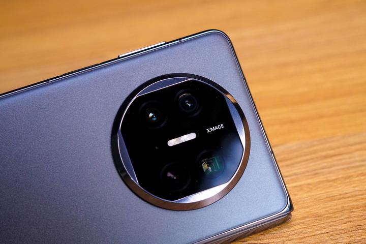 华为Mate X5上手：全面进化的折叠旗舰，体验更强了 - 知乎