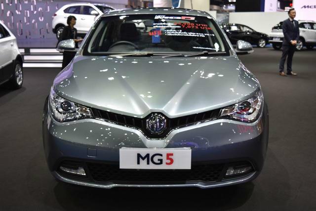 对标思域 2021款名爵MG5轿车实车曝光，神似跑车前脸设计 - 知乎