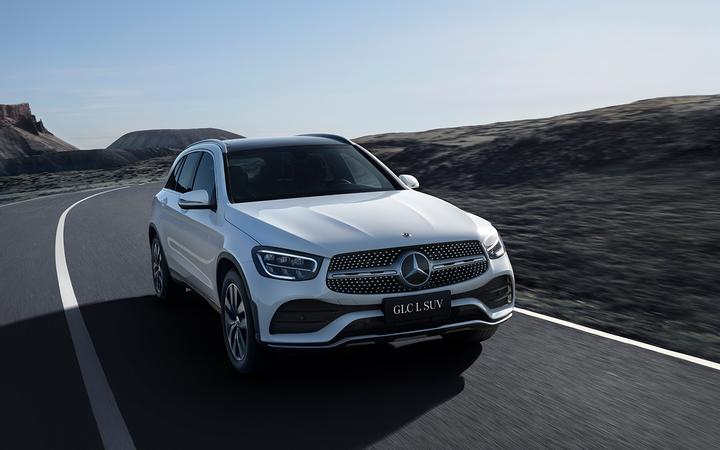 奔驰GLC闭眼选GLC300最低配 - 知乎