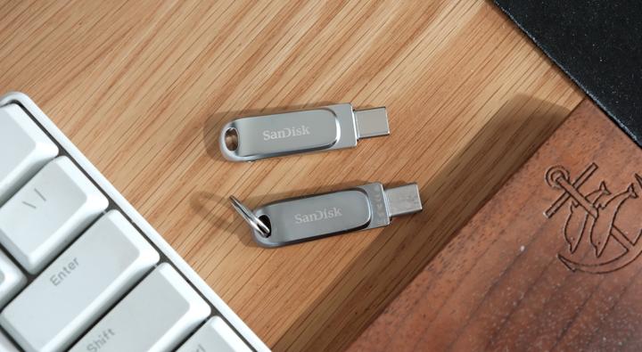 新版闪迪DDC4与老版U盘评测对比 - 知乎