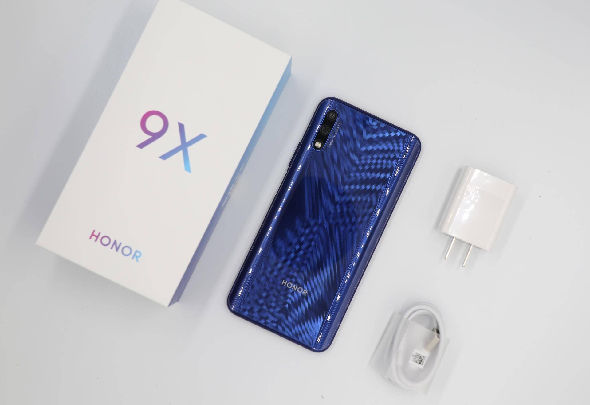 1399元起的升降摄像头手机，荣耀9X能否在千元机圈子分一杯羹？ - 知乎