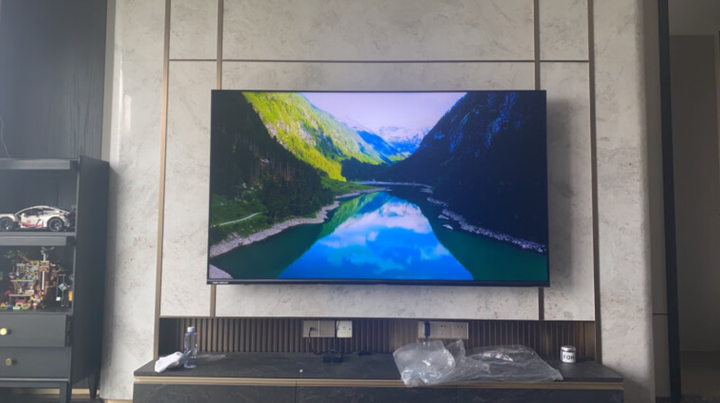 海信e8npro和tclq10k都有哪些亮点和不足？对比后哪个更值得入手？ - 知乎