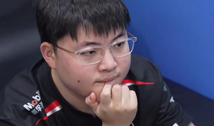 LPL：叉烧直播开团Uzi，去年在BLG复出，是否上场，由他本人决定 - 知乎