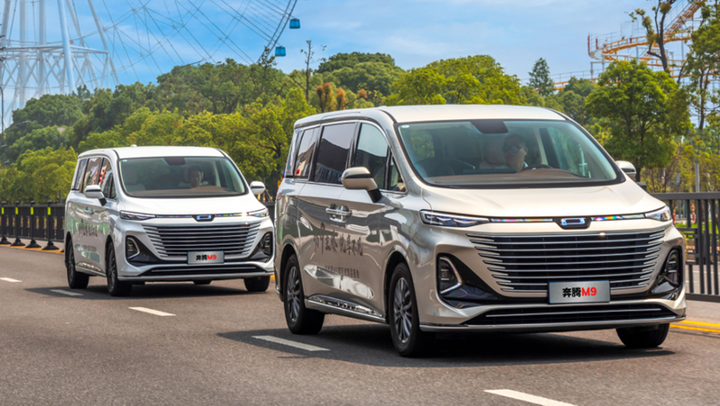 为什么说买GL8陆上公务舱，不如买奔腾M9，看完就明白了！ - 知乎