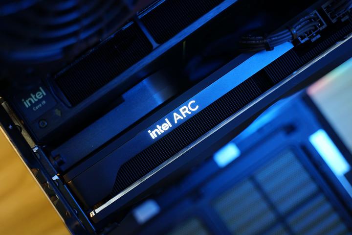 新一代网游利器！英特尔锐炫 Arc A750显卡体验 - 知乎