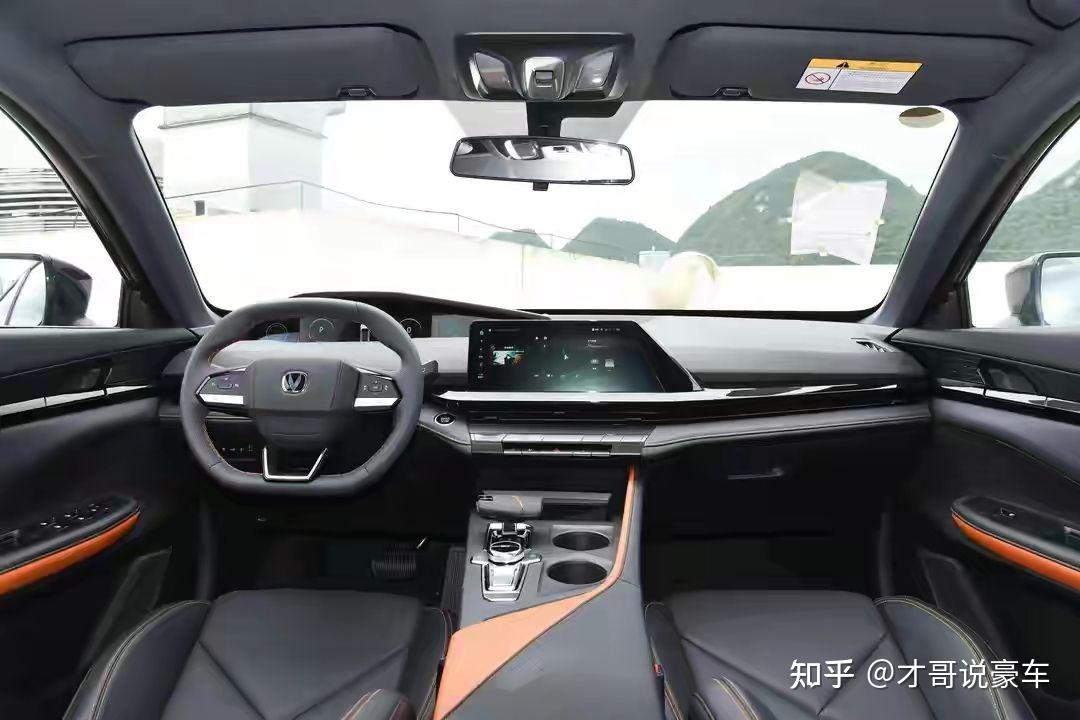 指导价15.19万，长安UNI-V 智电iDD值不值得入手？ - 知乎