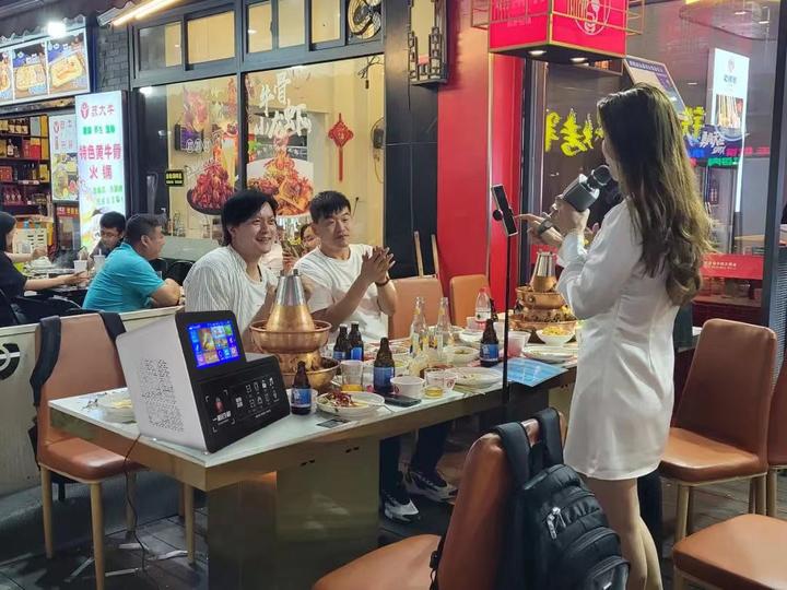 从辉煌到落幕的KTV，重回年轻人视野还有希望吗？ - 知乎