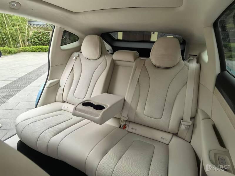 29.98万起！智界R7增程版上市！大电池/四驱可选，理想L6慌了？ - 知乎