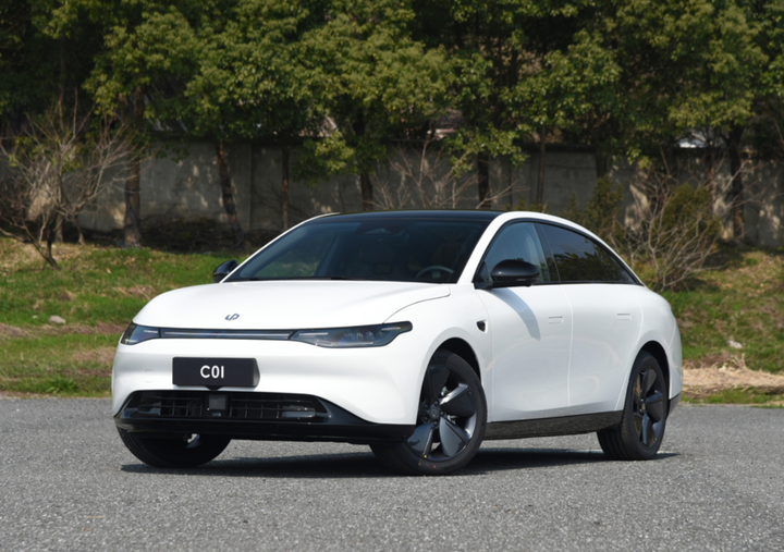 “价格屠夫”还要掀桌子，增程版零跑C01，C级车有望冲击13万级 - 知乎